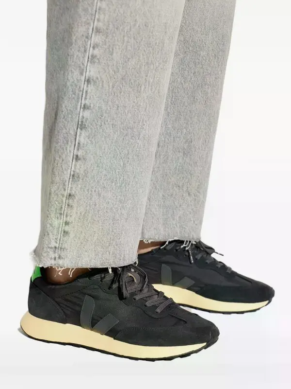 VEJA Rio Branco Sneakers - Black