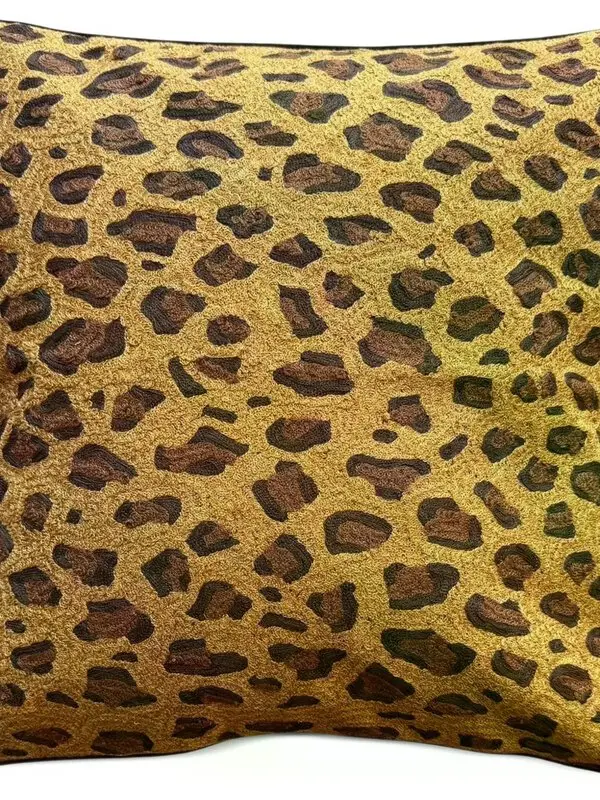 LES-OTTOMANS Leopard-pattern Cushion