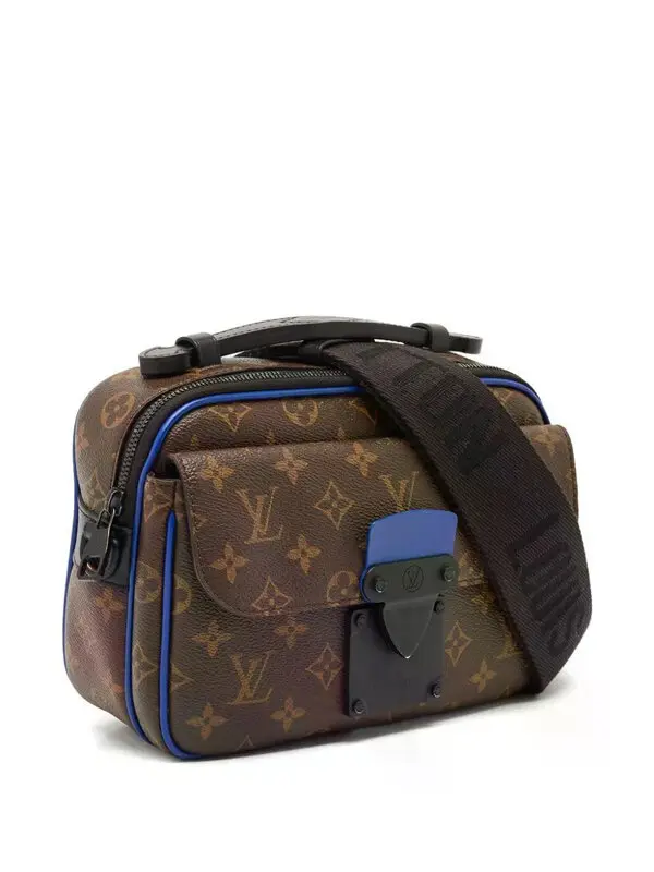 LOUIS VUITTON Monogram Messenger Bag