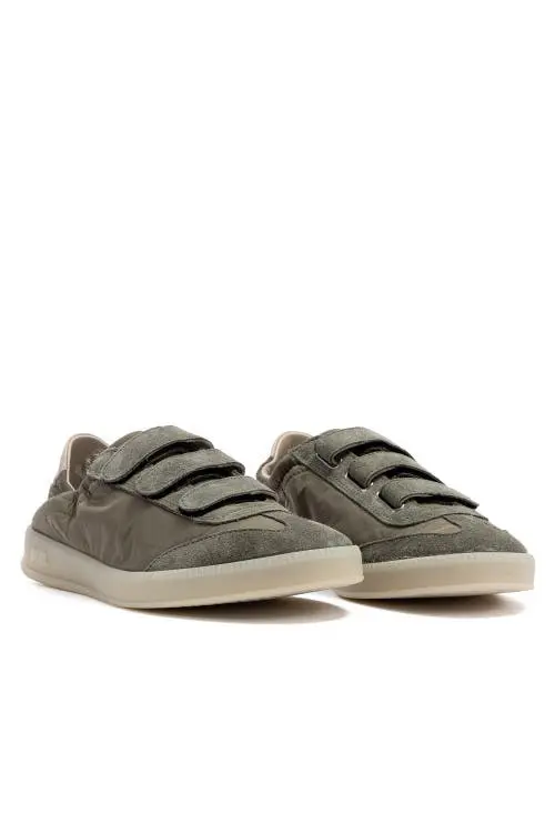P448 Capri Nylon Sneakers