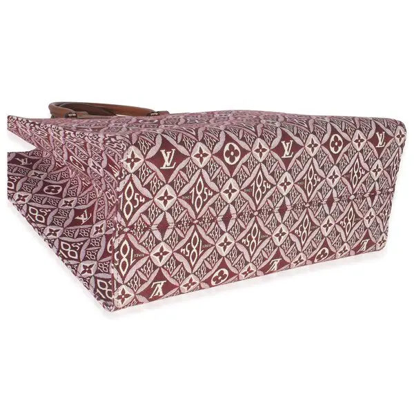 LOUIS VUITTON Since 1854 Onthego Gm Tote