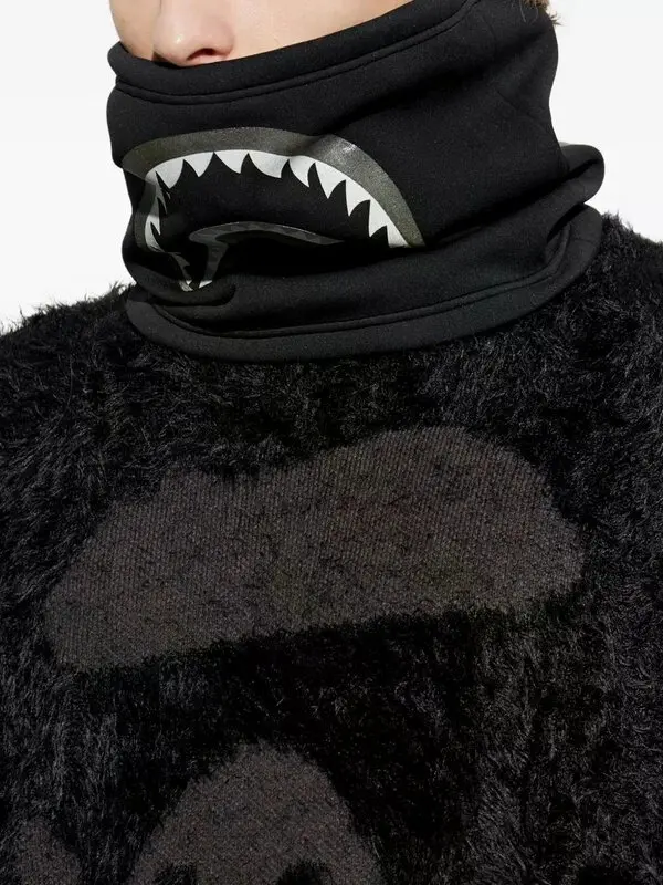 A BATHING APE Shark-graphic Neck Warmer
