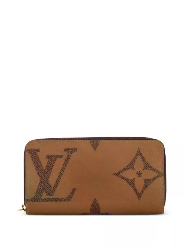 LOUIS VUITTON Zip Monogram Wallet