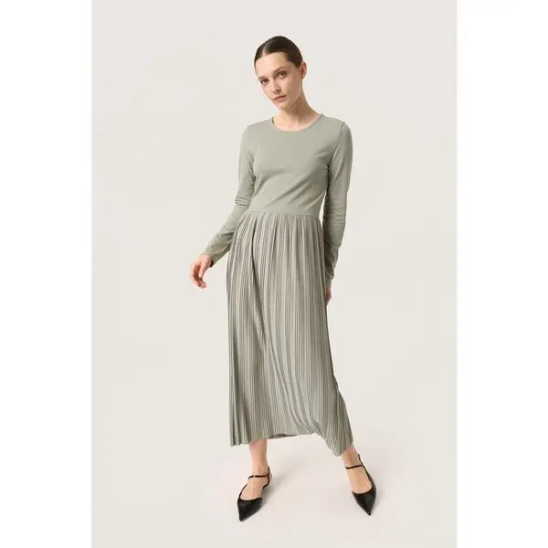 SOAKED IN LUXURY Simone Plisse Long Sleeve Maxi Dress - Shadow