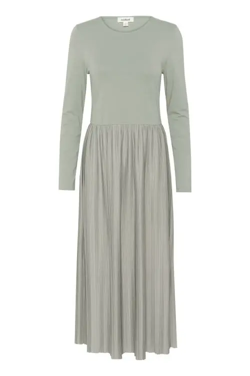 SOAKED IN LUXURY Simone Plisse Long Sleeve Maxi Dress - Shadow