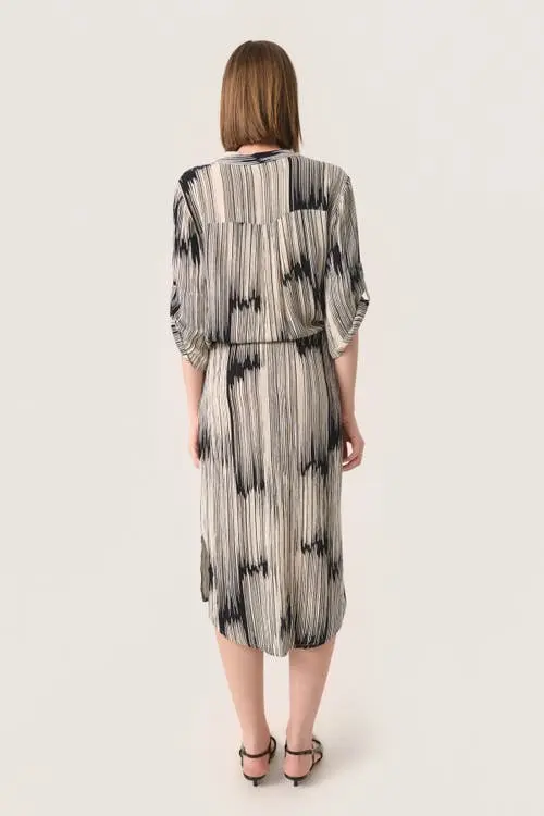 SOAKED IN LUXURY Zaya V-neck Midi Dress