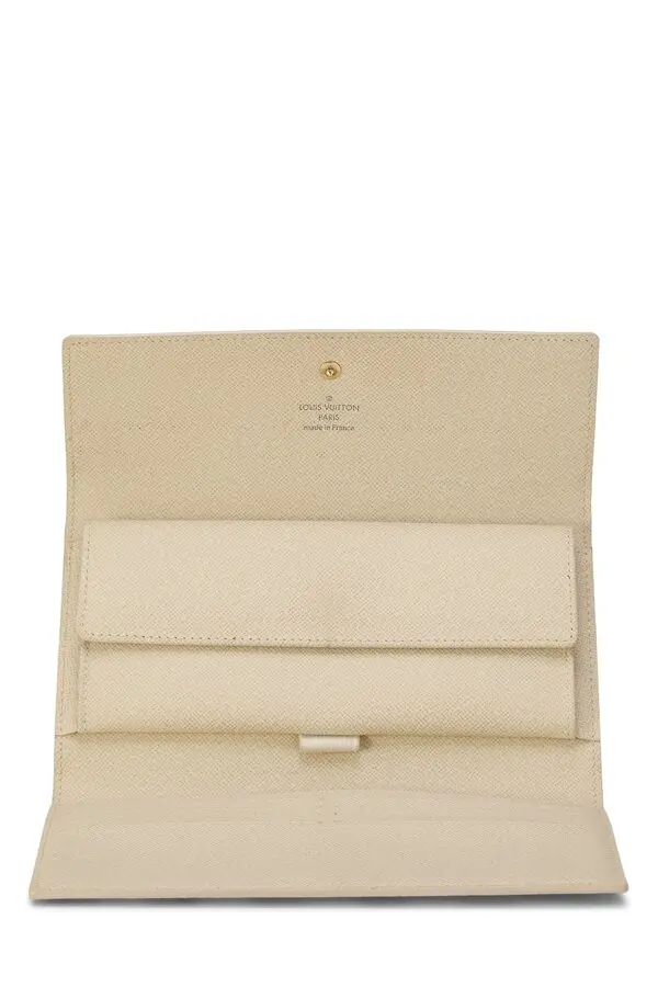 LOUIS VUITTON Damier Azur International Wallet