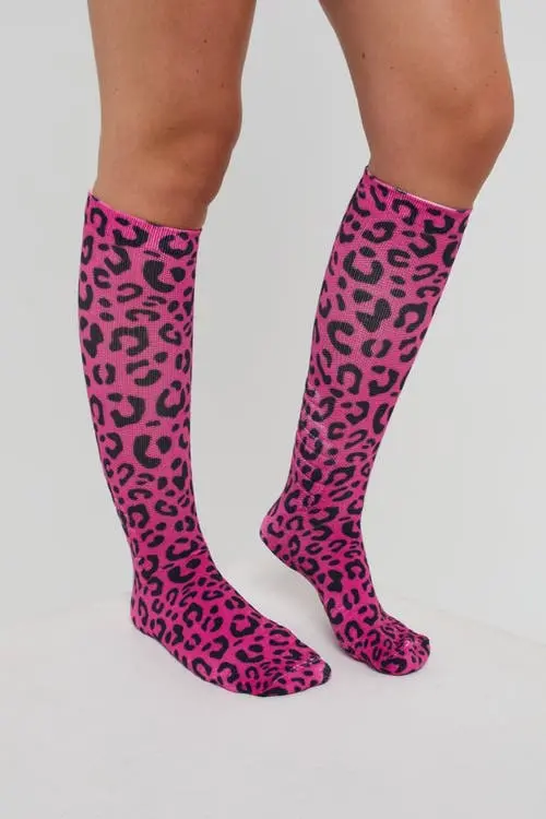 OOSC Hotel California Snowboard Socks - Pink Leopard Print