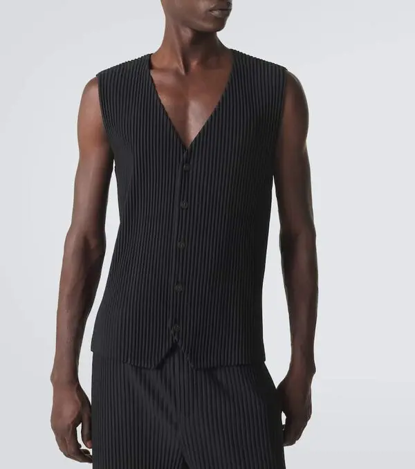 Issey Miyake Basics Pleated Vest - Black