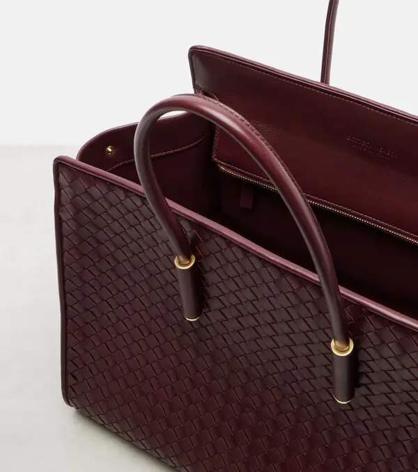 Bottega Veneta Medium Leather Tote Bag - Burgundy