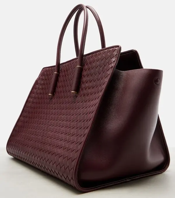 Bottega Veneta Medium Leather Tote Bag - Burgundy