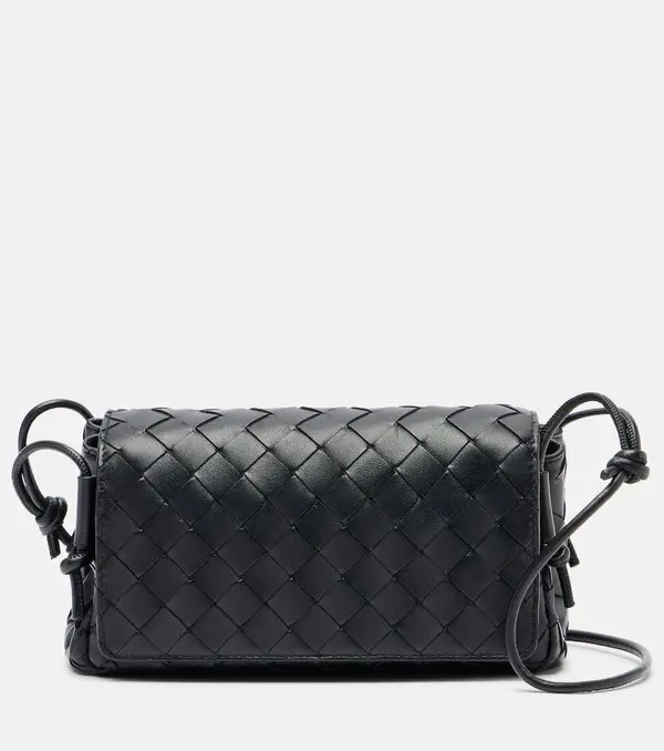 Bottega Veneta Leather Crossbody Bag - Black