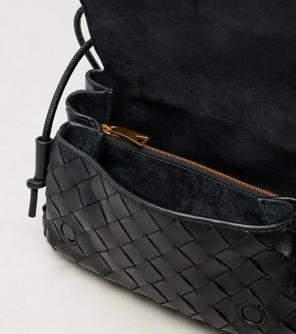Bottega Veneta Leather Crossbody Bag - Black