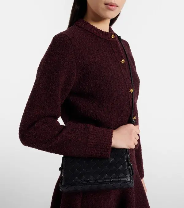 Bottega Veneta Leather Crossbody Bag - Black