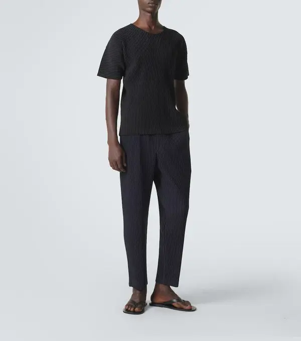 Issey Miyake Homme Plissé Basics Pleated T-shirt - Black