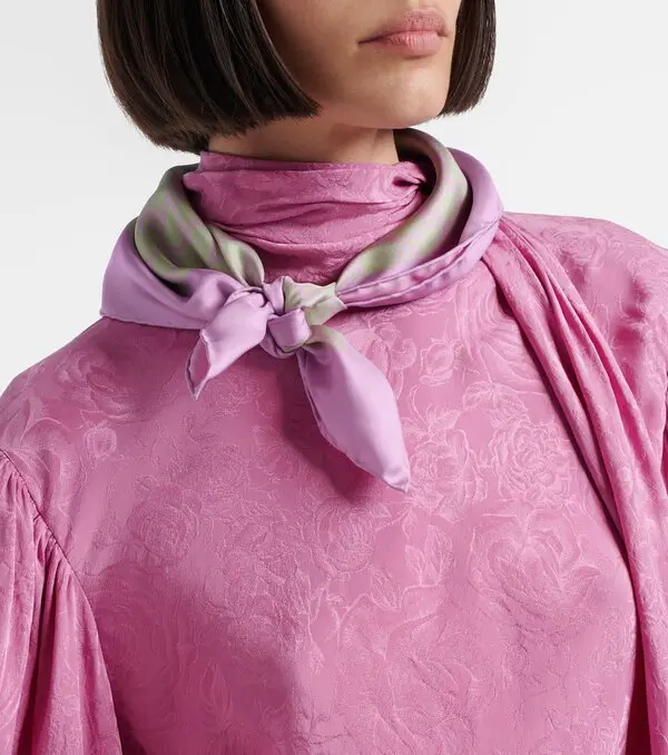 Gucci Gg Silk Twill Scarf - Pink