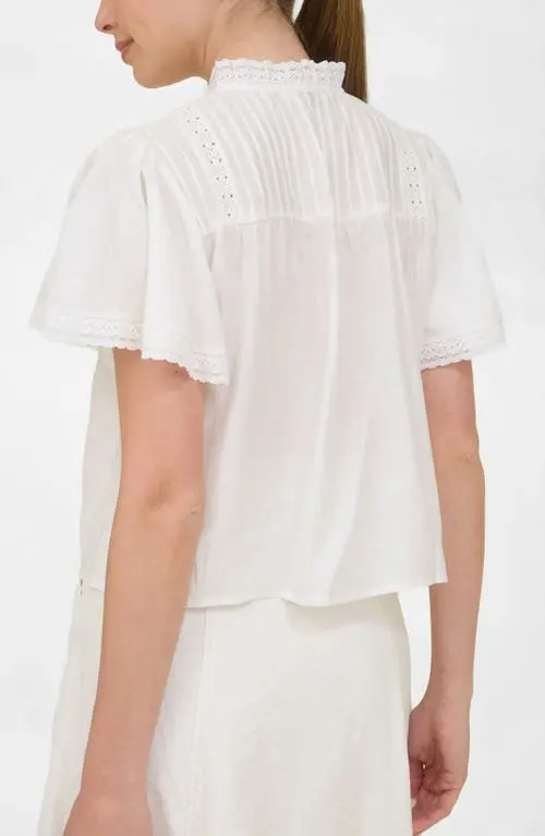 ZOE AND CLAIRE Flutter Sleeve Top