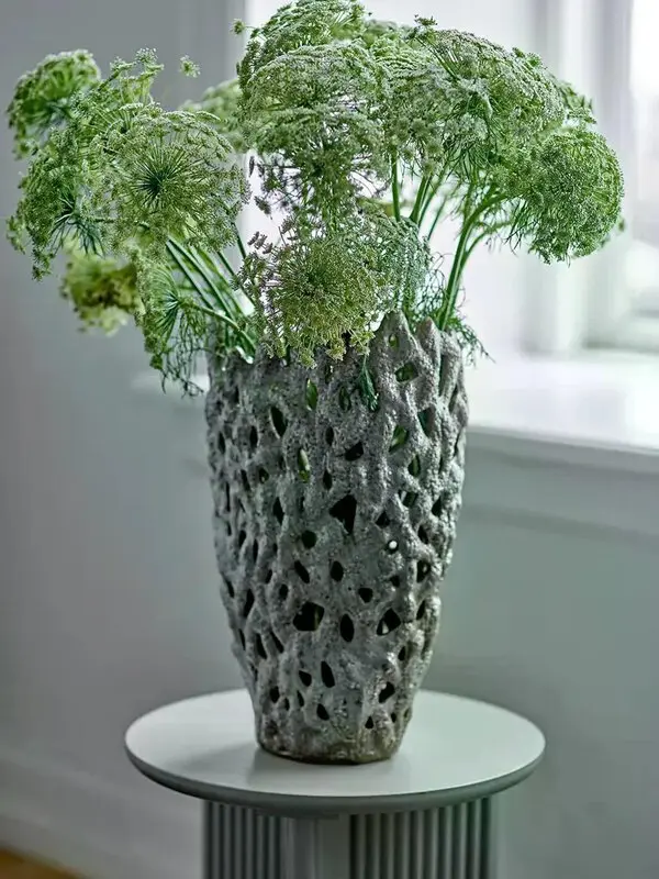 BLOOMINGVILLE Eunice Openwork Vase