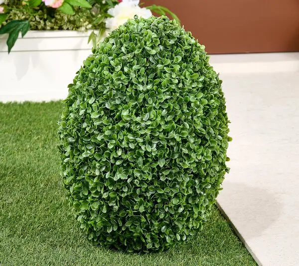 VALERIE PARR HILL 17' Indoor/outdoor Boxwood Egg With Stake- Valerie - One-color