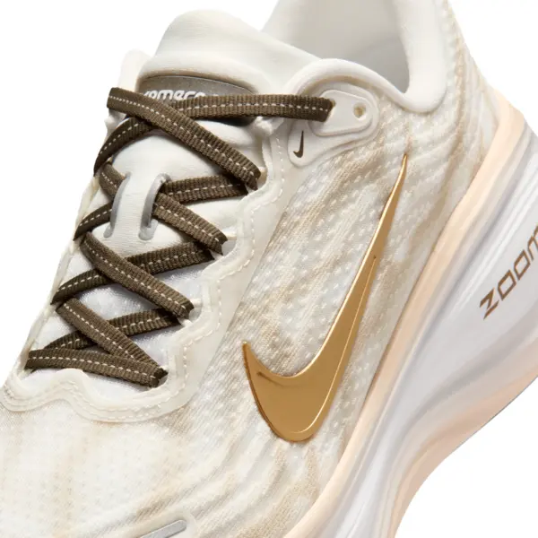 Nike Road Running Shoes - White