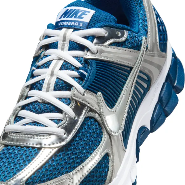 Nike Zoom Vomero 5 Sneakers - Blue