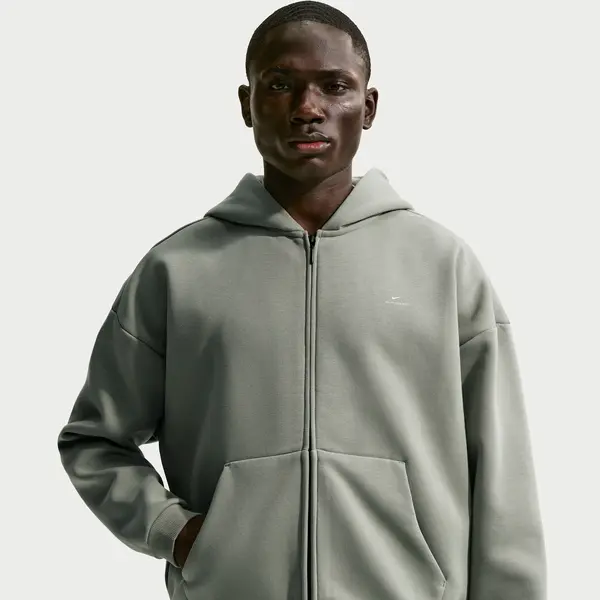 Nike Standard Issue Therma-fit Full-zip Basketball Hoodie - Grey