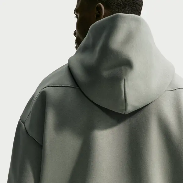 Nike Standard Issue Therma-fit Full-zip Basketball Hoodie - Grey