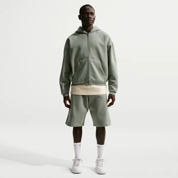 Nike Standard Issue Therma-fit Full-zip Basketball Hoodie - Grey