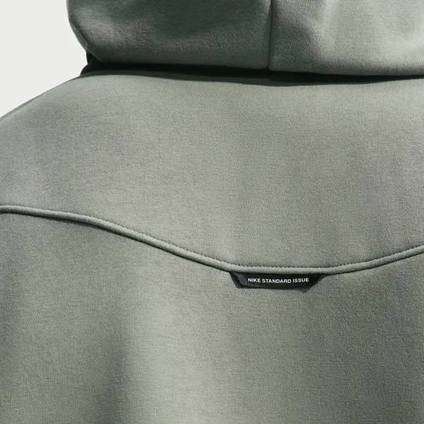 Nike Standard Issue Therma-fit Full-zip Basketball Hoodie - Grey
