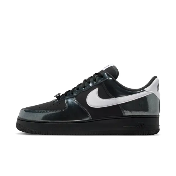 Nike Air Force 1 '07 Lv8 Sneakers - Black