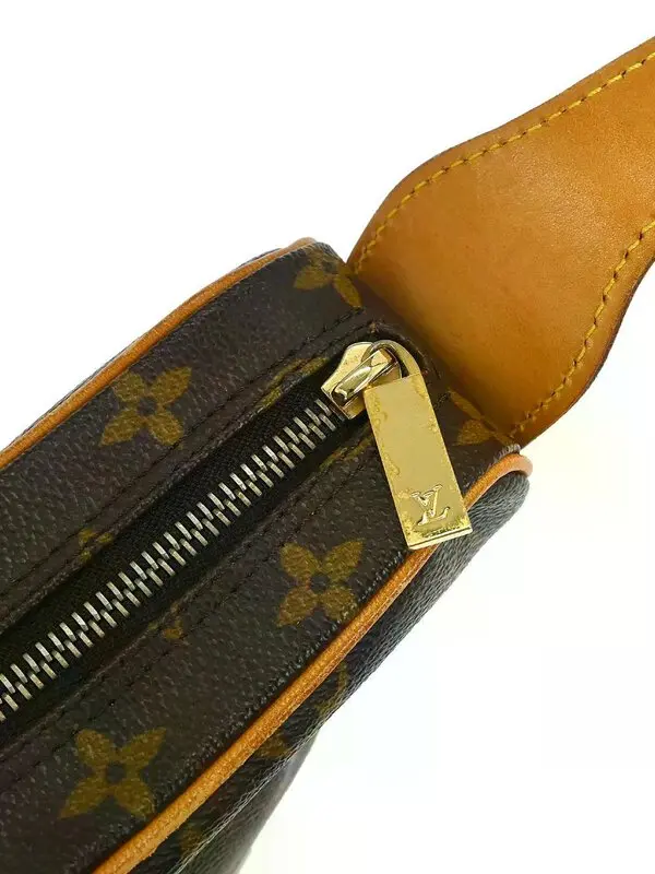 LOUIS VUITTON 2003 Mm Croissant Shoulder Bag
