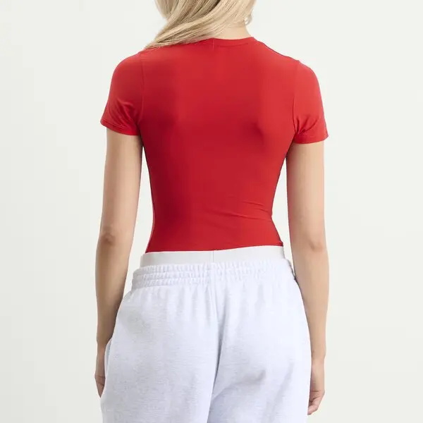 SKIMS Fits Everybody Short Sleeve T-shirt - Cherry