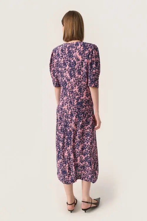 SOAKED IN LUXURY Slsylvia V-neck Midi Dress