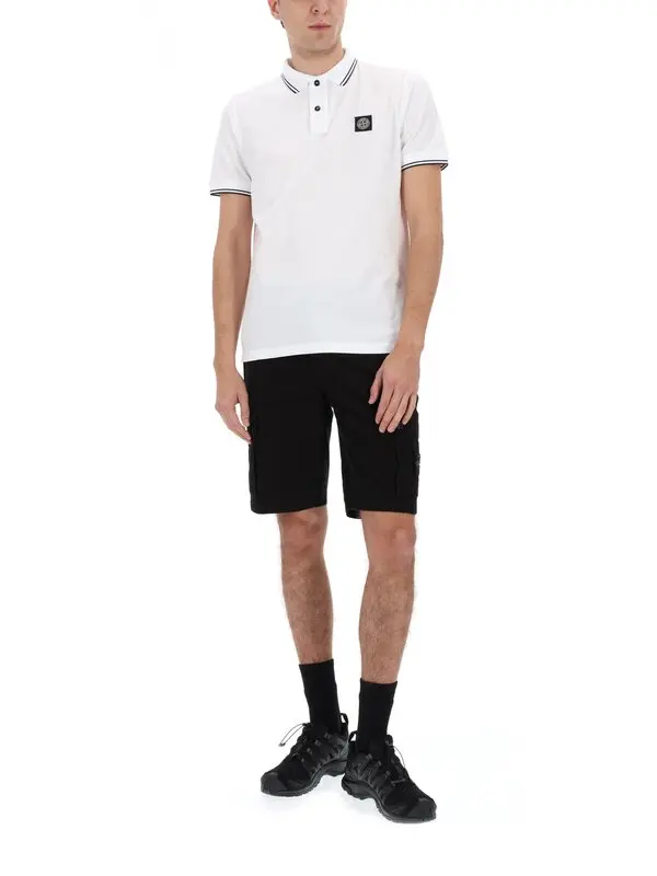 Stone Island Cargo Shorts With Logo Patch - Black