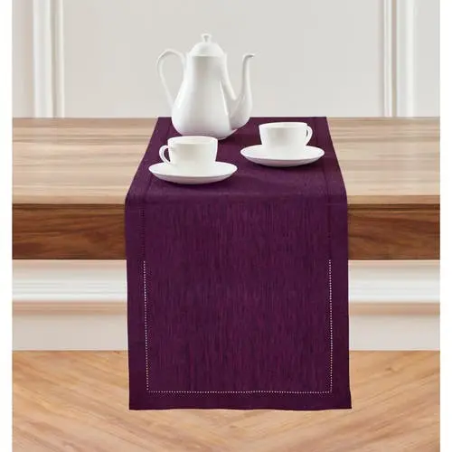 SOLINO HOME Linen Table Runnermilan - Grape