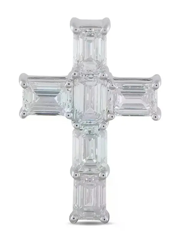 LB EXCLUSIVE Emerald-cut Diamond Cross Pendant - Silver