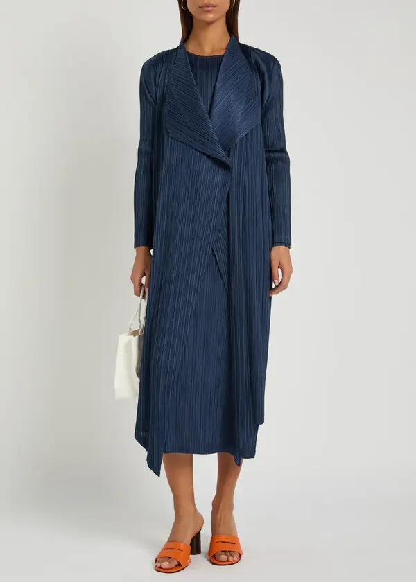 Issey Miyake Pleated Woven Coat - Navy