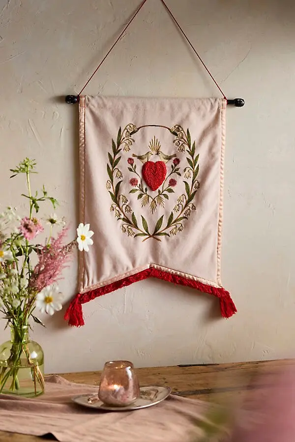 TERRAIN Love Birds Velvet Banner - Ivory