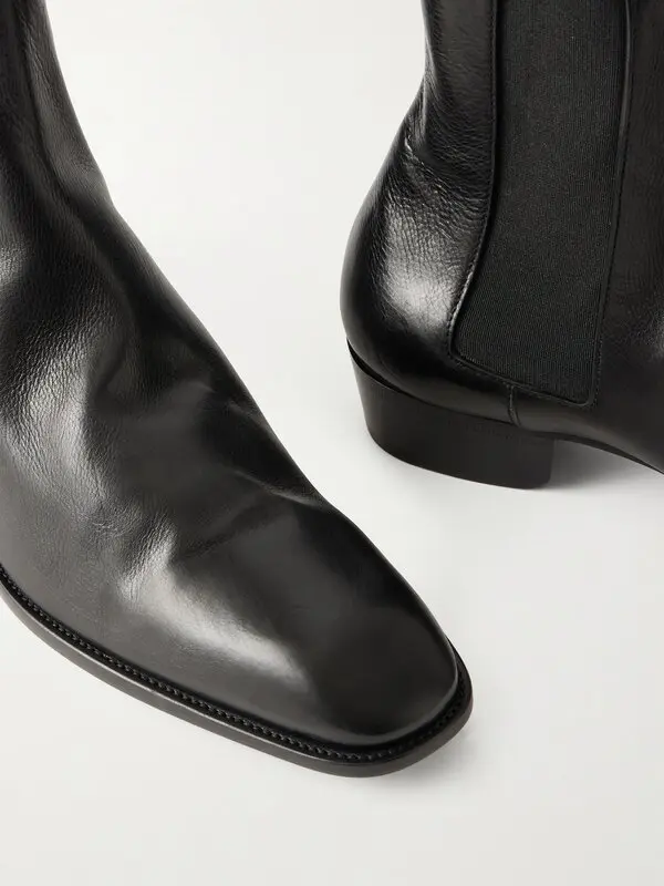 Saint Laurent Stanton Leather Chelsea Boots