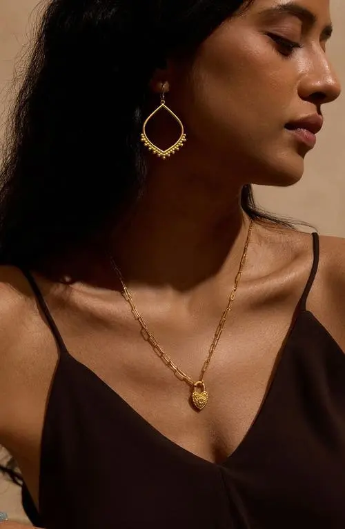 SATYA JEWELRY Lotus Petal Hoop Earrings - Gold