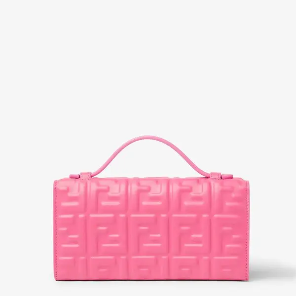 Fendi Baguette Continental With Chain