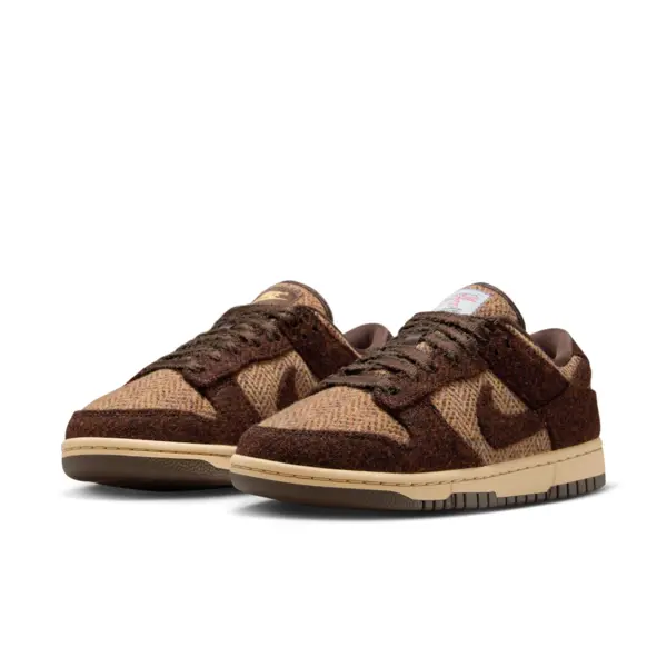 Nike Dunk Low X Harris Tweed® Sneakers