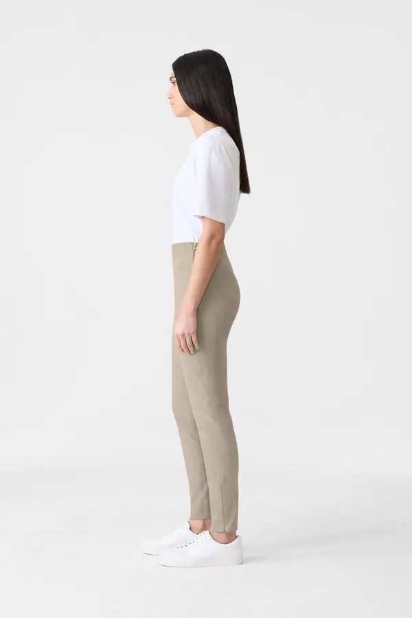 Mackage Navi-su Fitted Lamb Suede Legging - Grey