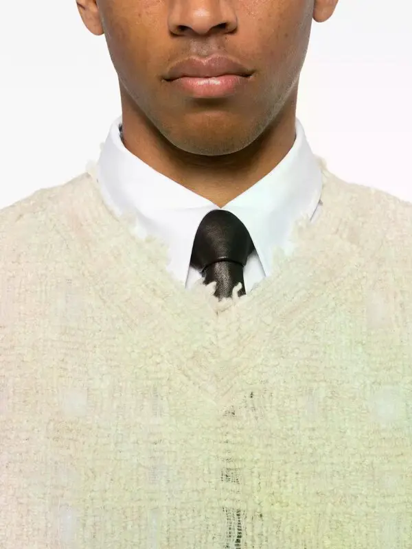 Séfr Desi V-neck Sweater