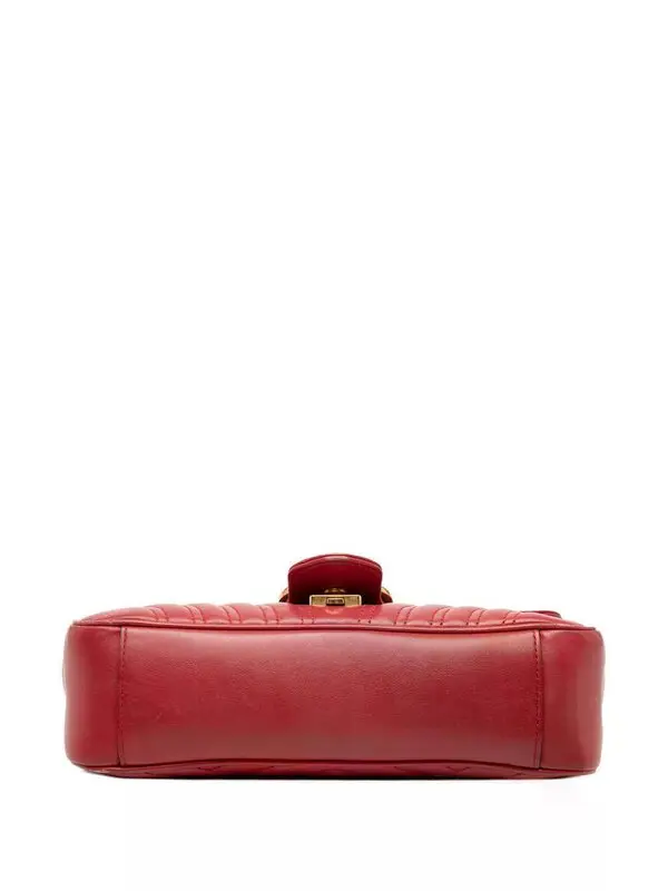 Gucci Medium Gg Marmont Matelassé Leather Shoulder Bag - Red