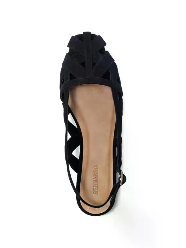 Bernardo Glinda Flat Sandals