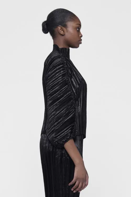 LEEM Plisse Batwing Top