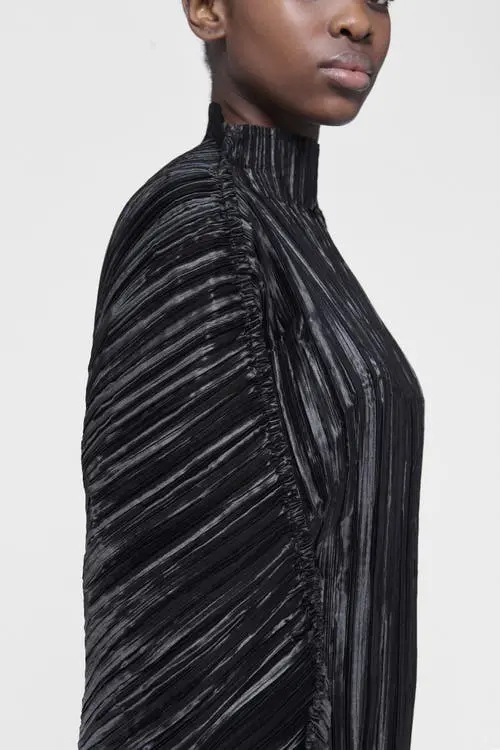 LEEM Plisse Batwing Top