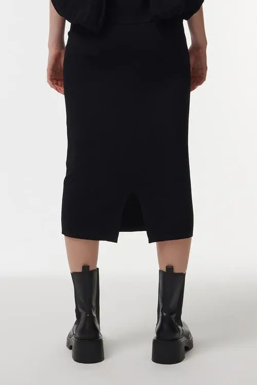 LEEM Knitted Fitted Pencil Skirt