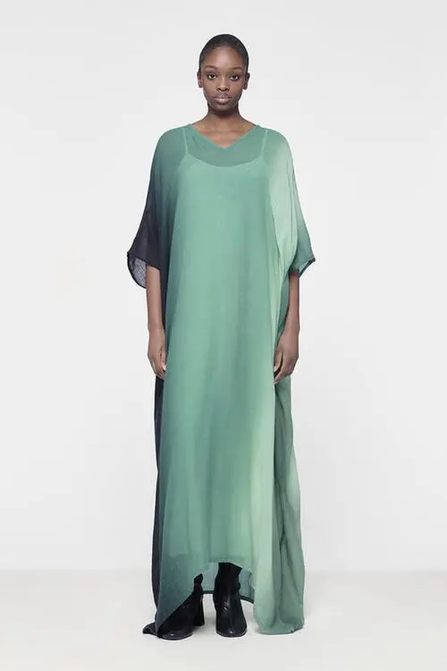 LEEM Vertical Ombre Kaftan